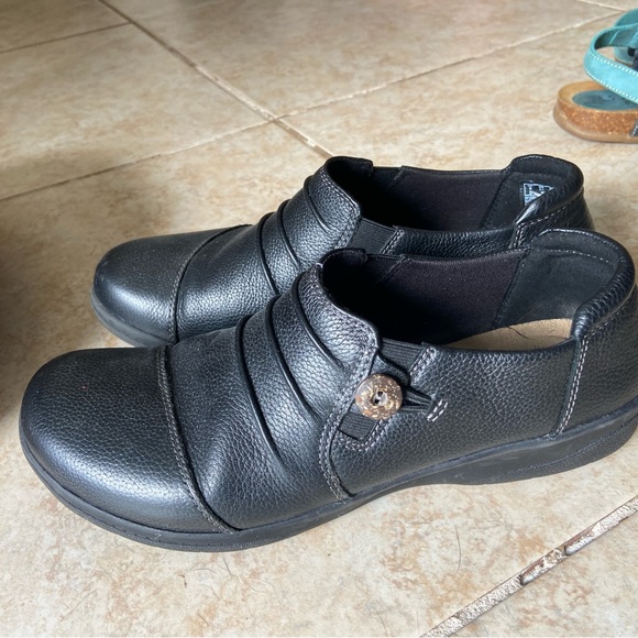 Clarks | Shoes | Womens Clark Shoes | Poshmark